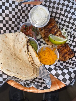 REEL INN RESTAURANT & DOCK BAR - Updated August 2024 - 73 Photos & 161 ...