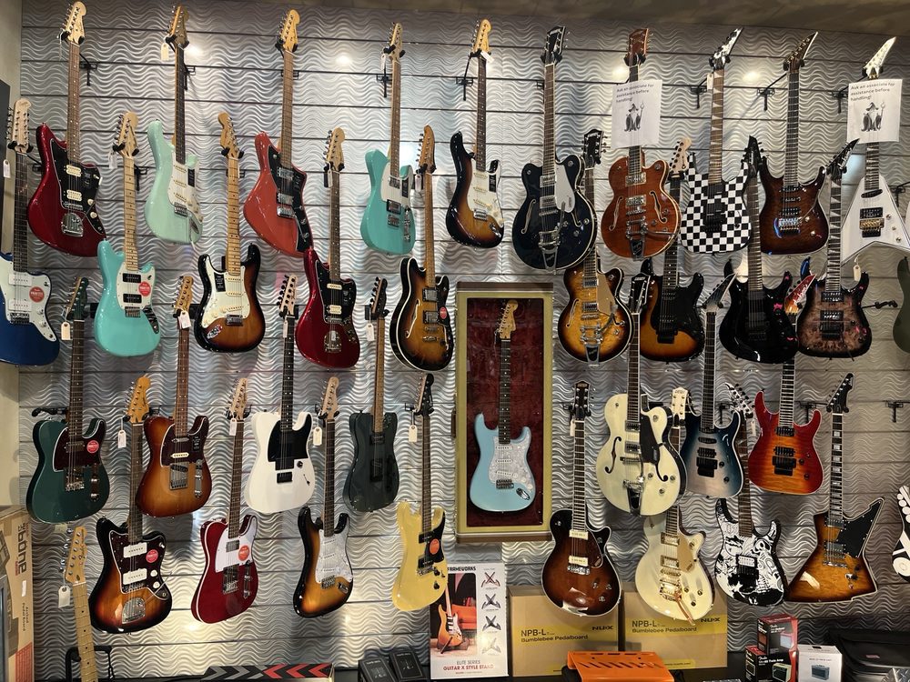 YANDA’S MUSIC - Updated December 2025 - 2301 Central Ave, Kearney ...