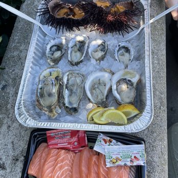 SANTA BARBARA FISH MARKET - Updated June 2024 - 1147 Photos & 454 ...