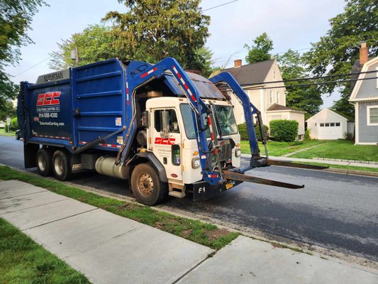 SUBURBAN CARTING - Updated January 2026 - 47 Photos & 10 Reviews - 566 ...