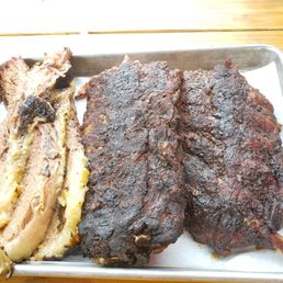 FIREHOUSE QUE & BREW - Updated July 2024 - 329 Photos & 560 Reviews ...