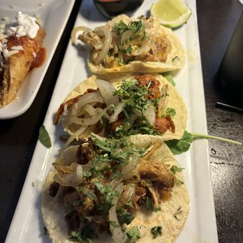 ANAYAS - Updated September 2024 - 1183 Photos & 937 Reviews - 630 E ...