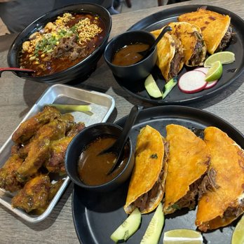 AXO - Updated December 2025 - 207 Photos & 102 Reviews - 4 N White ...