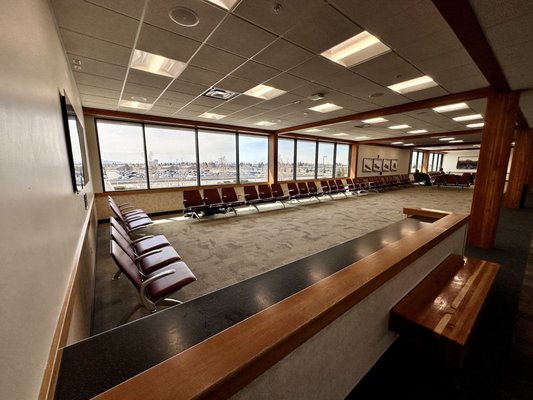 BOZEMAN YELLOWSTONE INTERNATIONAL AIRPORT - BZN - Updated December 2025 ...