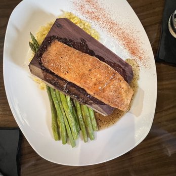 BISTRO 83 - Updated December 2025 - 145 Photos & 202 Reviews - 36033 ...