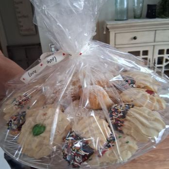 ITALIAN PRINCESS BAKERY & DELI - Updated January 2026 - 65 Photos & 40 ...