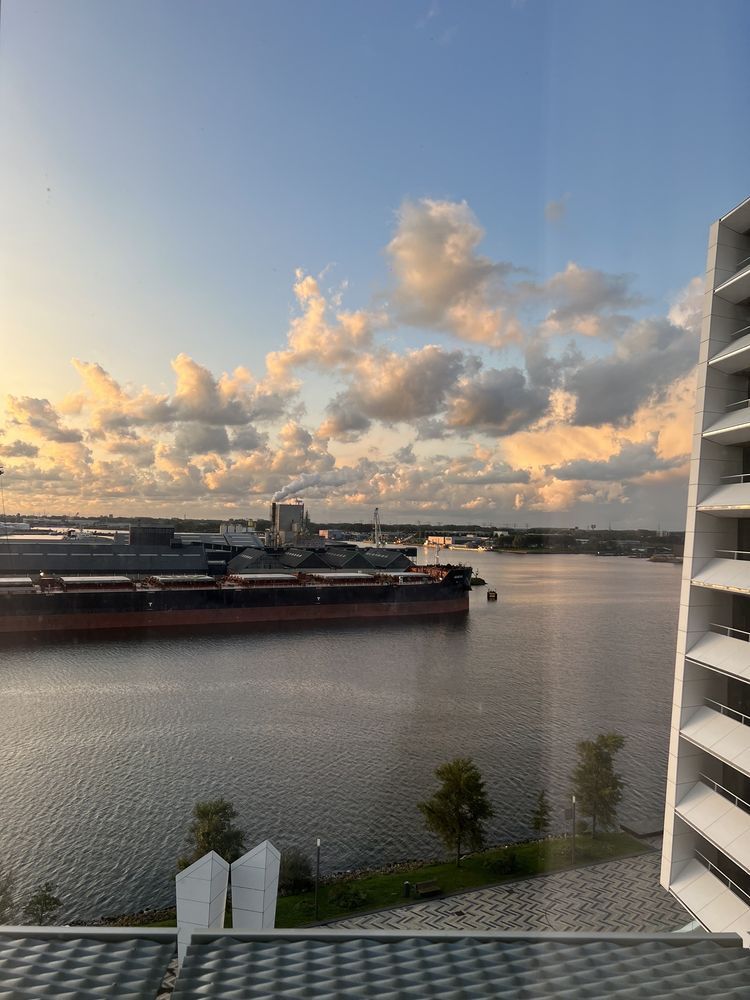 RESIDENCE INN BY MARRIOTT AMSTERDAM HOUTHAVENS - Updated July 2025 - 25 ...