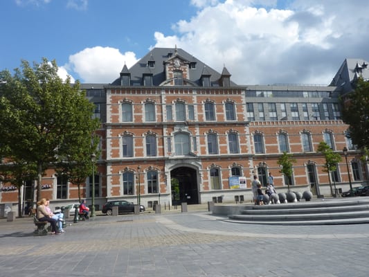 PLACE DAILLY - Updated June 2024 - Place Dailly, Schaerbeek, Région de ...