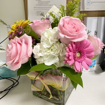 APPLETREE FLOWERS - Updated June 2025 - 301 Photos & 32 Reviews - 3916 ...