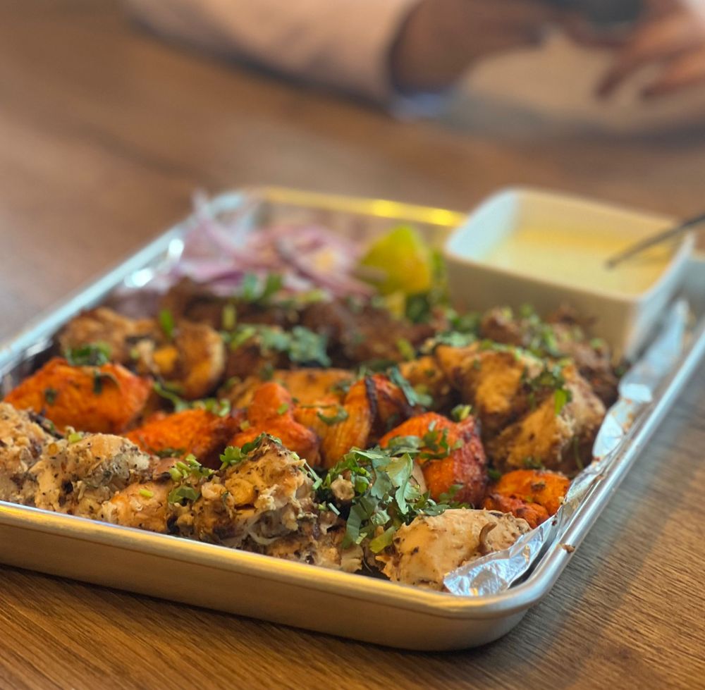 CAFE DE KHAN - Updated May 2025 - 59 Photos & 27 Reviews - 410 W Farm ...