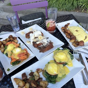 CAFÉ LUNA - Updated January 2025 - 2188 Photos & 1828 Reviews - 612 ...