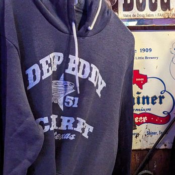 DEEP EDDY CABARET - Updated September 2024 - 69 Photos & 117 Reviews ...