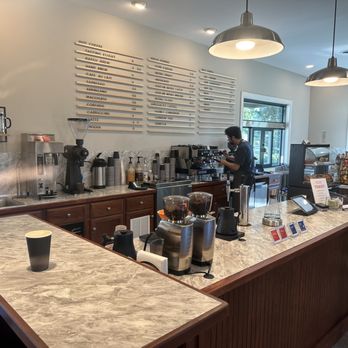 ROADMAP COFFEEWORKS - Updated October 2025 - 90 Photos & 93 Reviews - 2345 N Lee Hwy, Lexington ...