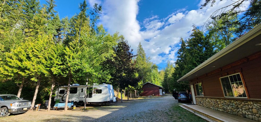 CHIMNEY ROCK RESORT AND CAMPGROUND - Updated December 2025 - 33 Photos ...