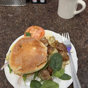 TOAST N’ TAP - Updated April 2025 - 26 Photos & 23 Reviews - 45 Quaker ...