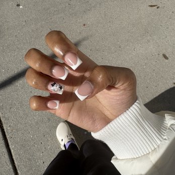 Nails only store