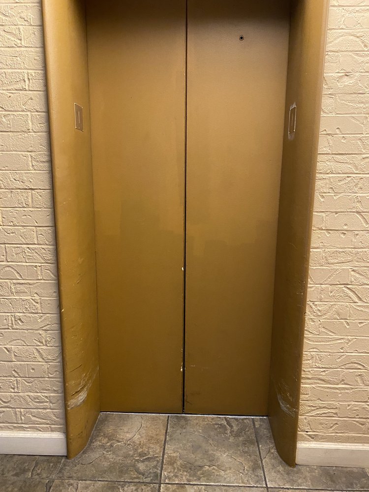 RAMADA HOTEL & CONVENTION CENTER BY WYNDHAM TOPEKA DOWNTOWN - Updated ...