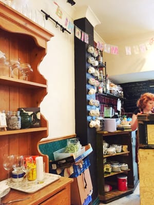 BIRDIE NUM NUMS - Updated October 2025 - 17 Photos - 11 Lewisham Way ...