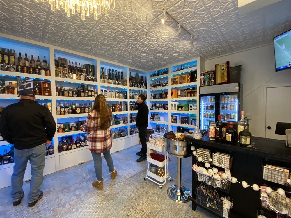 SIPS - Updated July 2024 - 266 Photos & 60 Reviews - 736 1st St ...