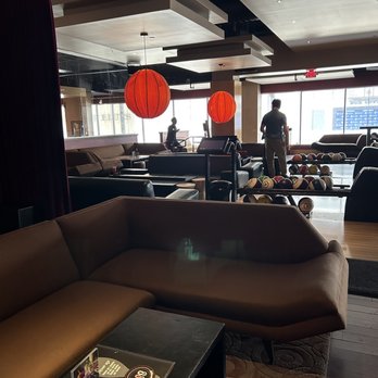 810 ENTERTAINMENT - Updated May 2025 - 63 Photos & 57 Reviews - 1201 ...