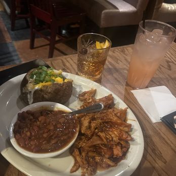 BOBBY Q - Updated November 2024 - 3816 Photos & 5030 Reviews - 8501 N ...