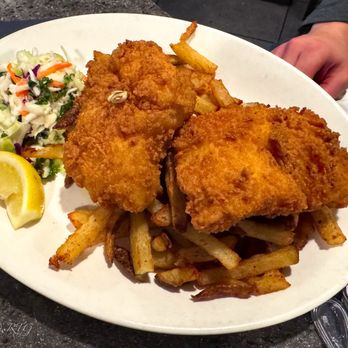 FRIENDLY RED’S TAVERN - Updated September 2025 - 22 Photos & 57 Reviews ...