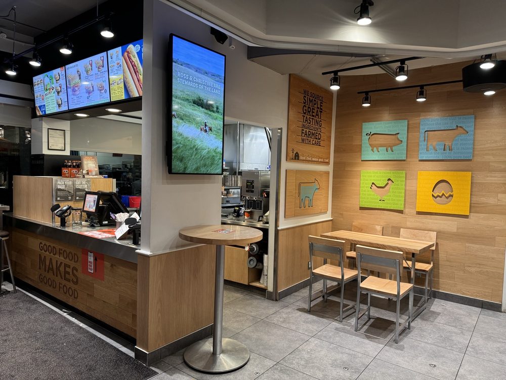 A&W - Updated December 2025 - 601 Banff Avenue, Banff, Alberta - Fast ...