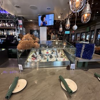 MESSHALL - Updated July 2024 - 1732 Photos & 1560 Reviews - 4500 Los ...