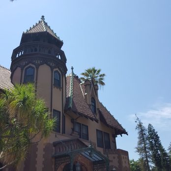 DOHENY MANSION - Updated December 2025 - 11 Reviews - 10 Chester Pl ...