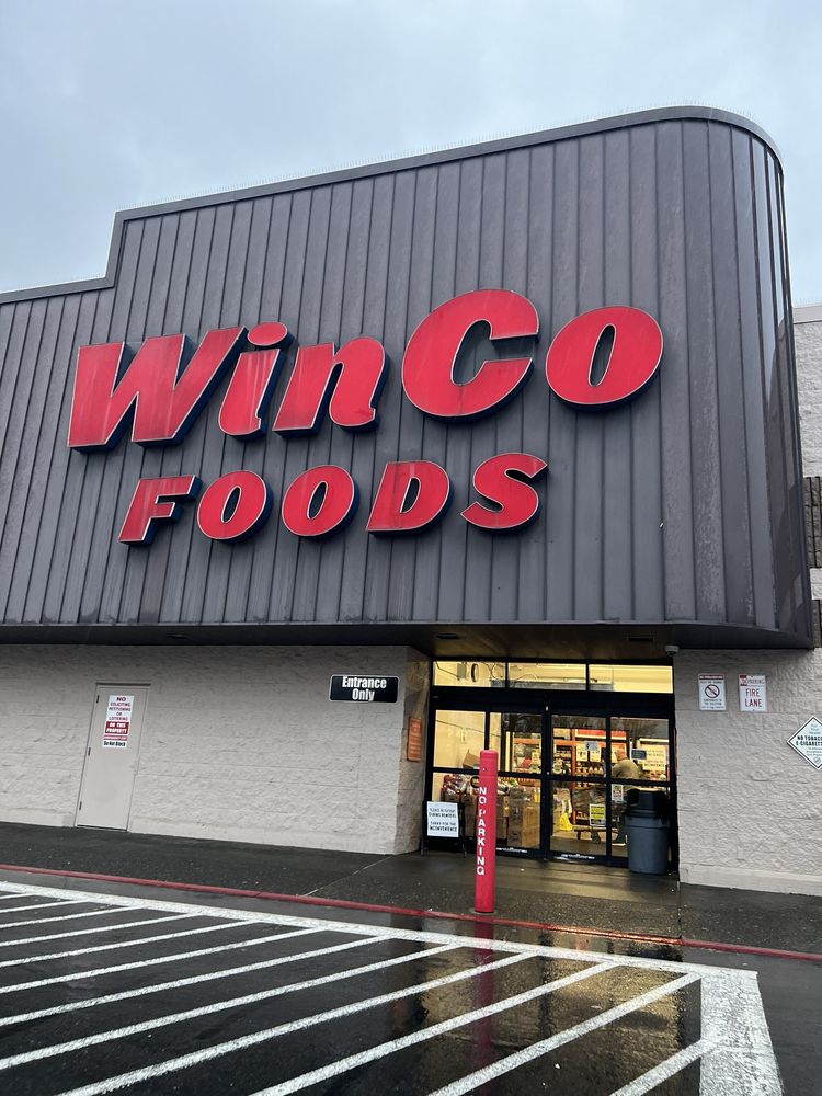 WINCO FOODS - Updated August 2025 - 33 Photos & 96 Reviews - 1222 NE ...