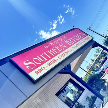 SAROM’S SOUTHERN KITCHEN - Updated December 2025 - 1981 Photos & 1512 ...