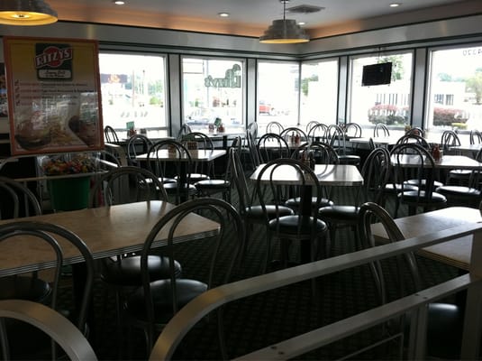 GD RITZY’S - Updated September 2025 - 30 Reviews - 4810 University Dr ...