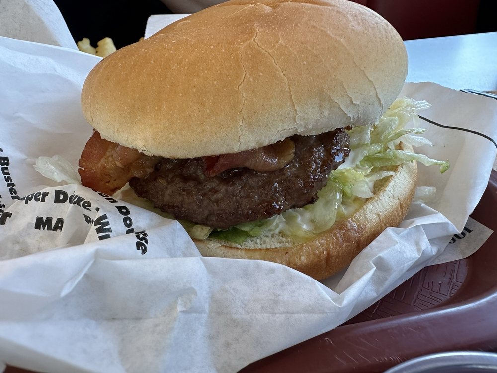 ZIP’S DRIVE IN - Updated October 2025 - 16 Photos & 59 Reviews - 11222 ...