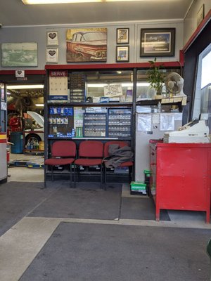 JOHNNY’S GETTY SERVICE STATION - Updated December 2025 - 43 Reviews ...