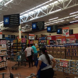 WALMART - Updated April 2025 - Paseo de Montejo 379, Mérida, Yucatán ...