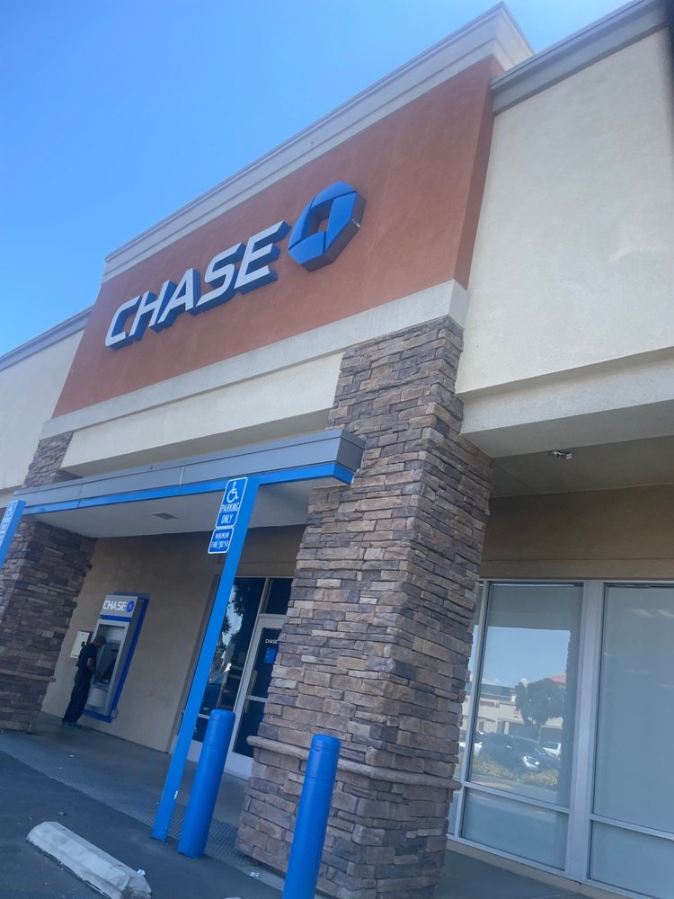 CHASE BANK - Updated July 2025 - 37 Photos & 34 Reviews - 17314 Pioneer ...