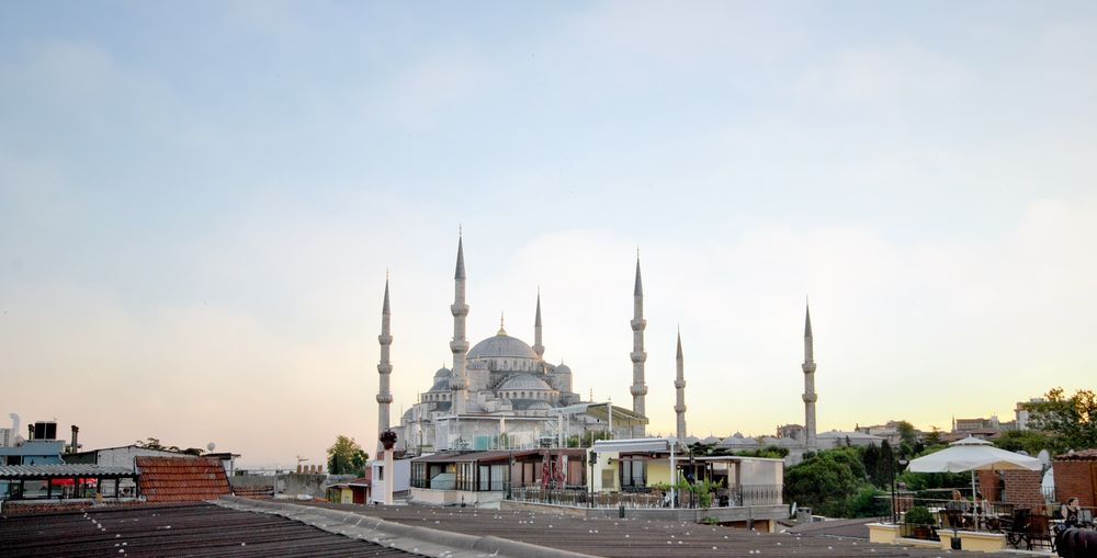 SIDE HOTEL - Updated July 2024 - Utangaç Sok. No: 20, İstanbul, Turkey ...
