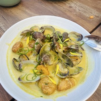 LENOX - Updated March 2025 - 139 Photos & 41 Reviews - 2510 1st Ave ...