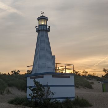 CHUCK RITTER MEMORIAL LIGHTHOUSE - Updated January 2026 - 301 Marquette ...