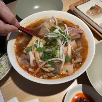 QUAN HY RESTAURANT - Vietnamese Restaurant in Westminster, California ...