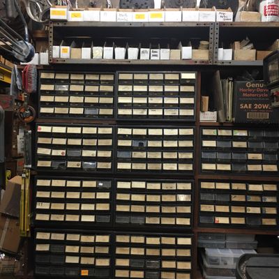 SQUIRES & CORRIE SLOT MACHINES - Updated December 2025 - 44 Photos & 46 ...