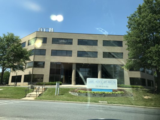 UM LAUREL MEDICAL CENTER - Updated December 2025 - 24 Photos & 100 ...