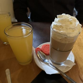 EMPIRE CAFE - Updated July 2024 - 1591 Photos & 1884 Reviews - 1732 ...