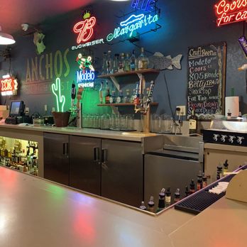 ANCHOS SOUTHWEST GRILL & BAR - 940 Photos & 1767 Reviews - 10773 Hole ...