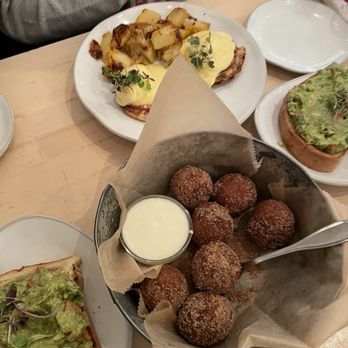 CAFE SEVENTY TWO - Updated October 2024 - 635 Photos & 603 Reviews - 72 ...