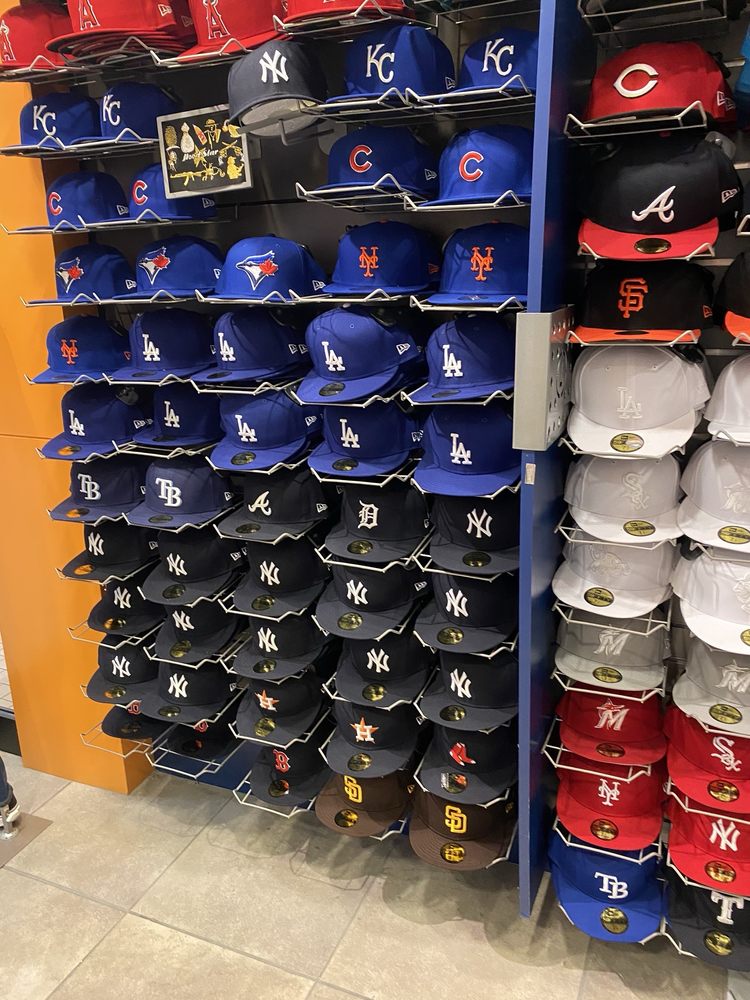 LIDS - Updated January 2026 - 19575 Biscayne Blvd, Aventura, Florida ...
