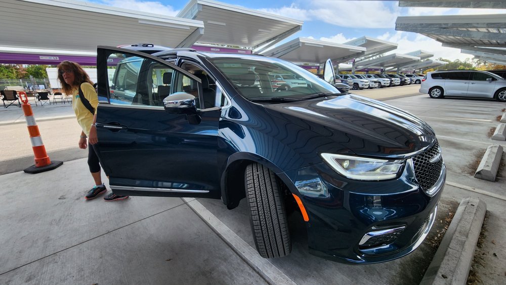 DOLLAR CAR RENTAL - Updated December 2025 - 19 Photos & 125 Reviews ...