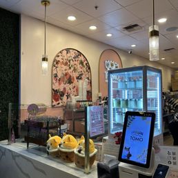 TOMO TEA HOUSE - Updated May 2025 - 220 Photos & 115 Reviews - 3620 N ...