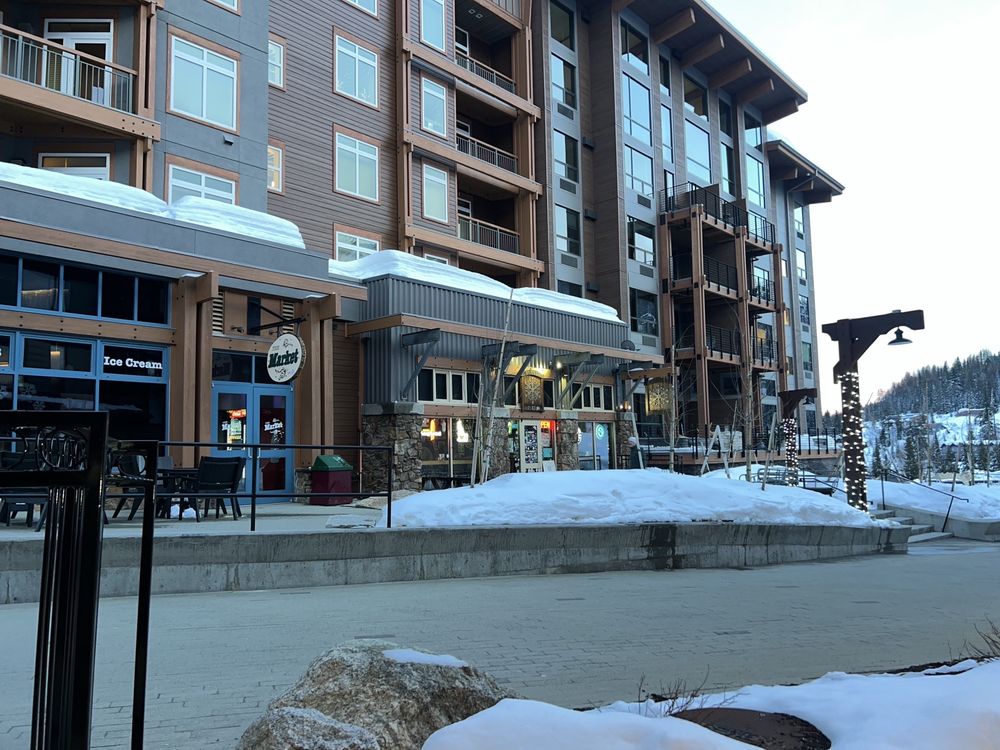 PUCCI’S PUB - Updated October 2025 - 20 Photos & 39 Reviews - 124 ...