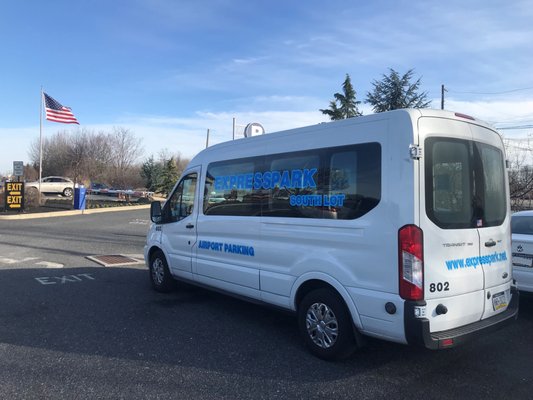 EXPRESSPARK SOUTH LOT - Updated December 2025 - 34 Photos & 90 Reviews ...